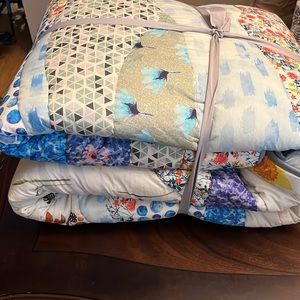 studio D | Bedding | Studio D Opal Reversible Quilt Mini Set | Poshmark